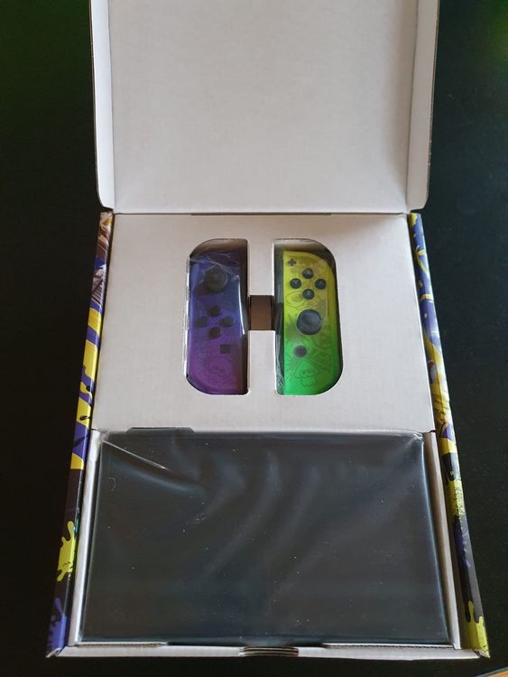 Nintendo Switch Oled Special Edition NEU!!! (Neu und originalverpackt ...
