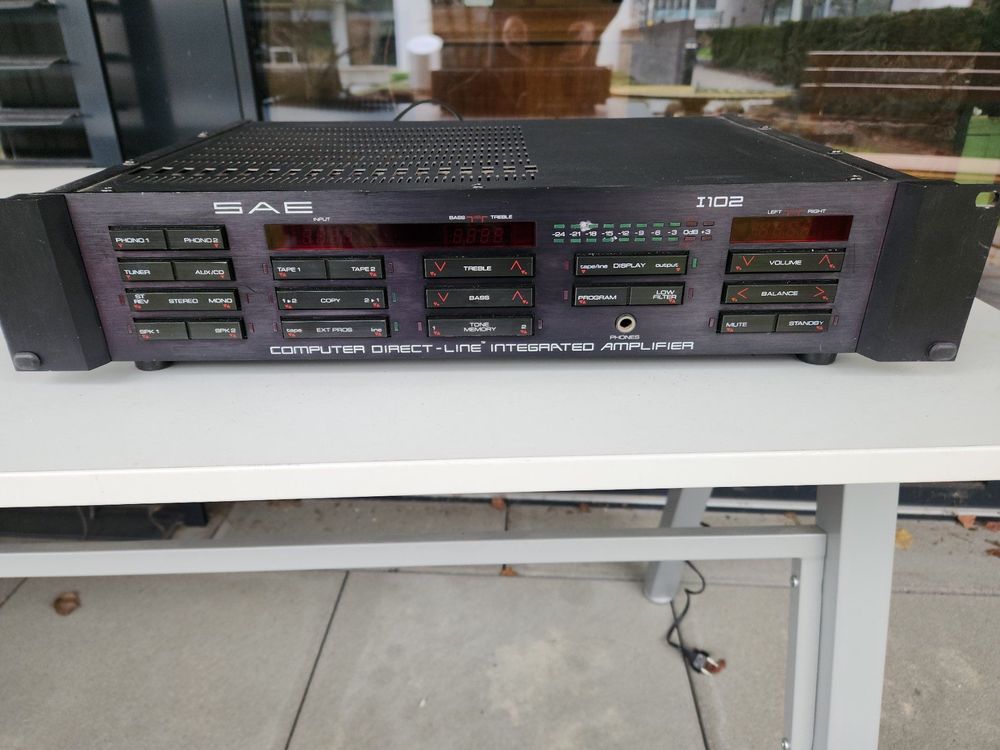 Vollverstärker SAE I102 (Defekt) in Glattpark (Opfikon) für CHF 133 – mit Lieferung auf Ricardo ...