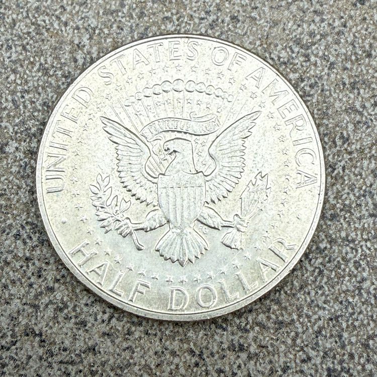 1968 D Kennedy Half Dollar – 40% Silver (Gebraucht) in Caslano für CHF ...