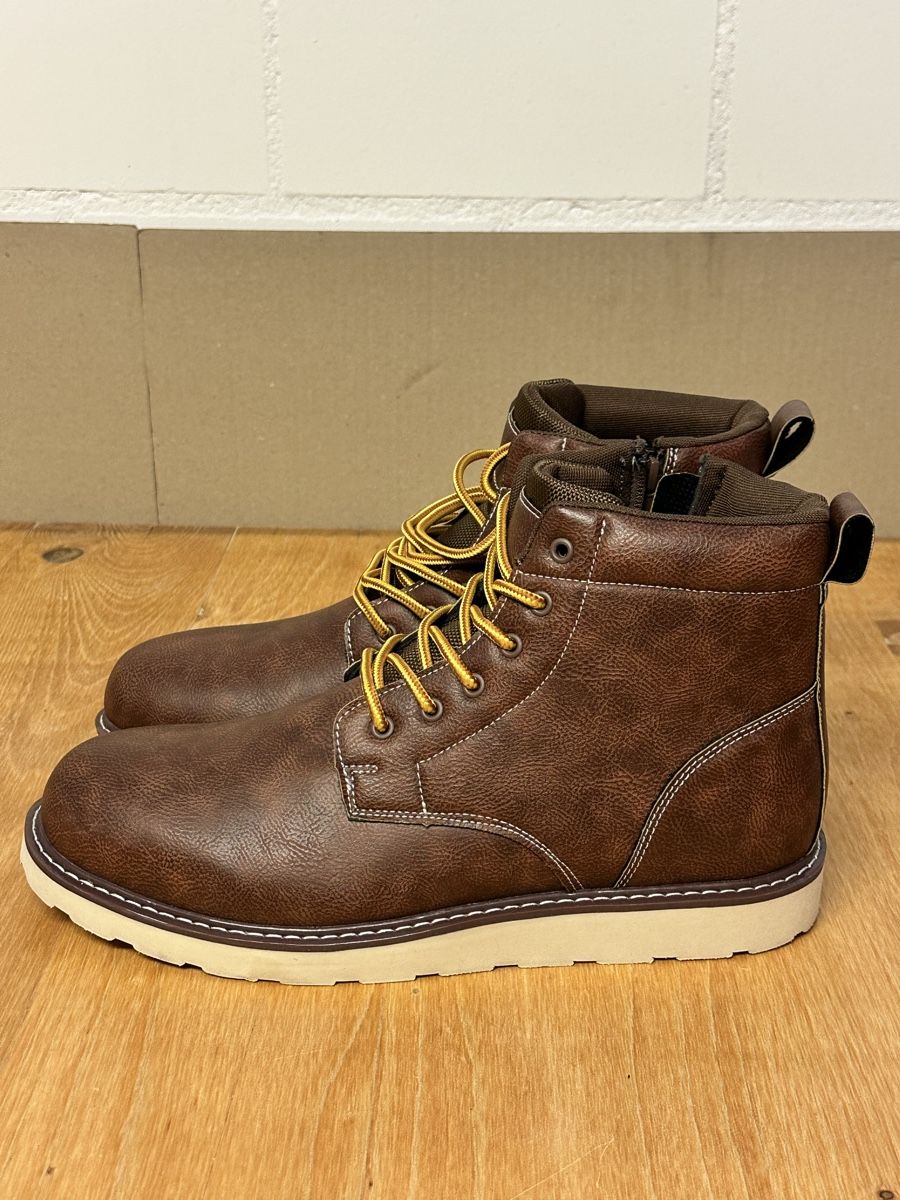 Winterschuhe grösse 44 Eu ab 30.- Franken (Neu und originalverpackt) in ...