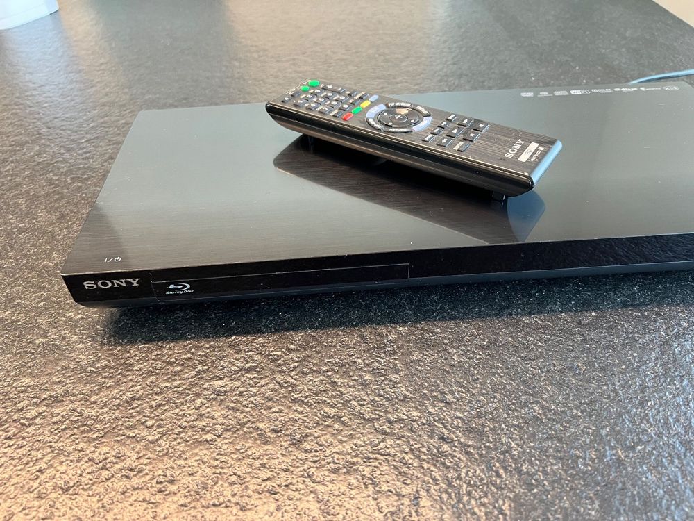 Sony blu ray 3D player ( Sony BDP-S790 ) (Gebraucht) in Mönchaltorf für ...