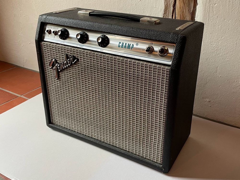 Fender Champ Silverface – Original Vintage 1976 Röhrenamp (Gebraucht ...