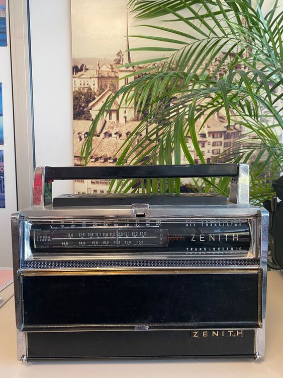 Radio Vintage aus den 60-er-Jahren ! Marke Zenith ! (Gebraucht) in ...