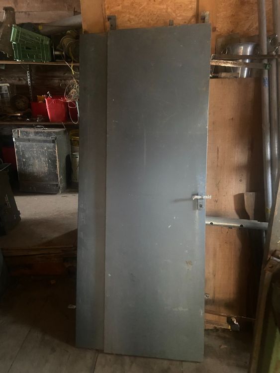 Metalltüren , Baustellen , Sicherheitstüren , Handwerk (Gebraucht) in St. Niklaus VS für CHF 250 ...