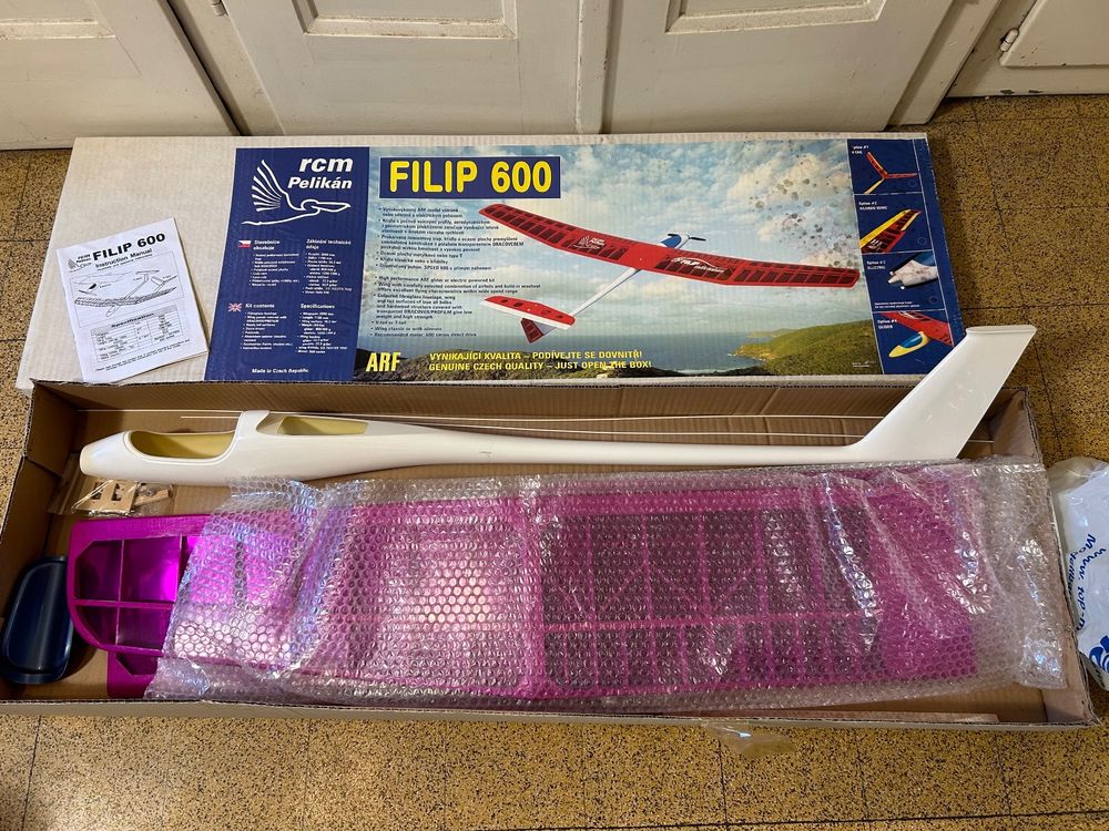 Avion RC RCM Pelikan Filip 600 avec moteur (Gebraucht) in Geneve für ...