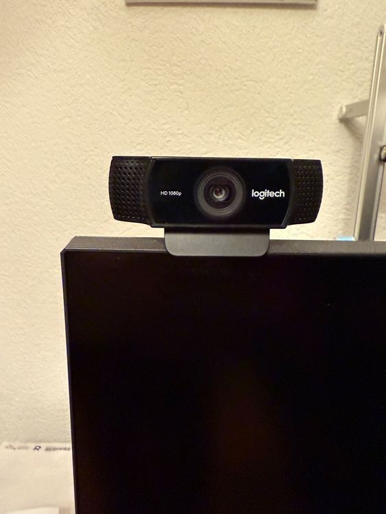 Logitech C922 HD Pro Webcam mit Stativ (Gebraucht) in Oetwil am See für ...