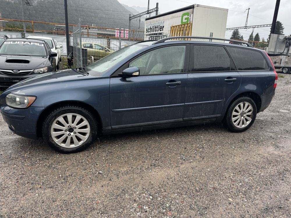 Volvo V50 T5 4X4 Automatic B04 (Gebraucht) in Mollis für CHF 880 – nur ...