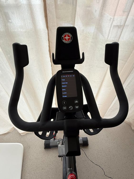 Schwinn 800IC (IC8) Indoor Bike – Top Zustand, kaum benutzt (Gebraucht ...