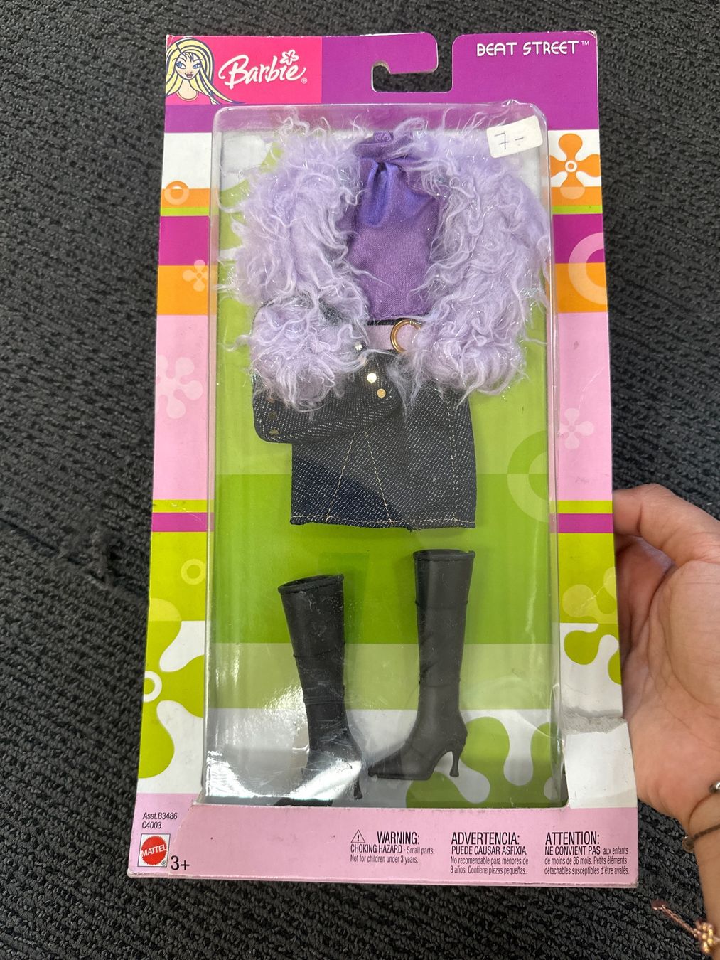 Barbie - Street Outfit - Neuf, jamais ouvert (Neuf avec emballage d ...