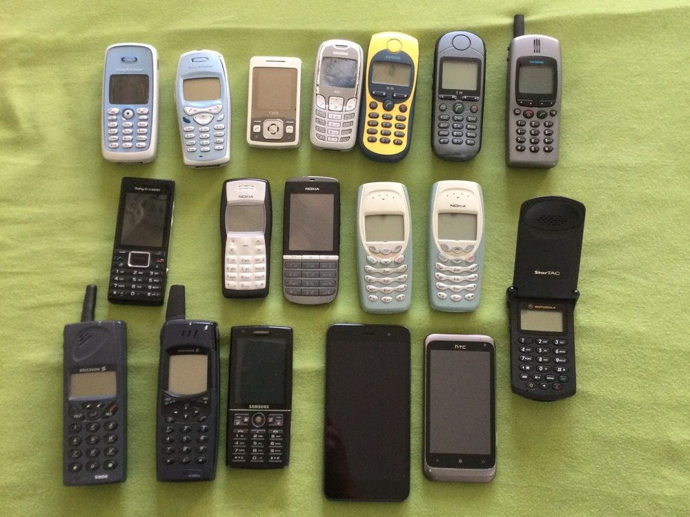 alte Mobil Telefone für Sammler/Museum (Gebraucht) in Neuhausen am ...