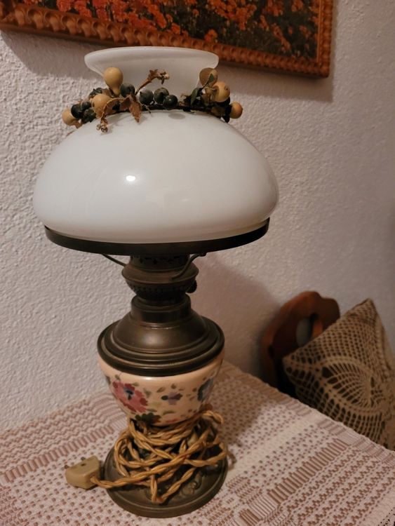 Antike Petroleumlampe, elektrifiziert. (Gebraucht) in Walde AG für CHF 120 – nur Abholung auf ...