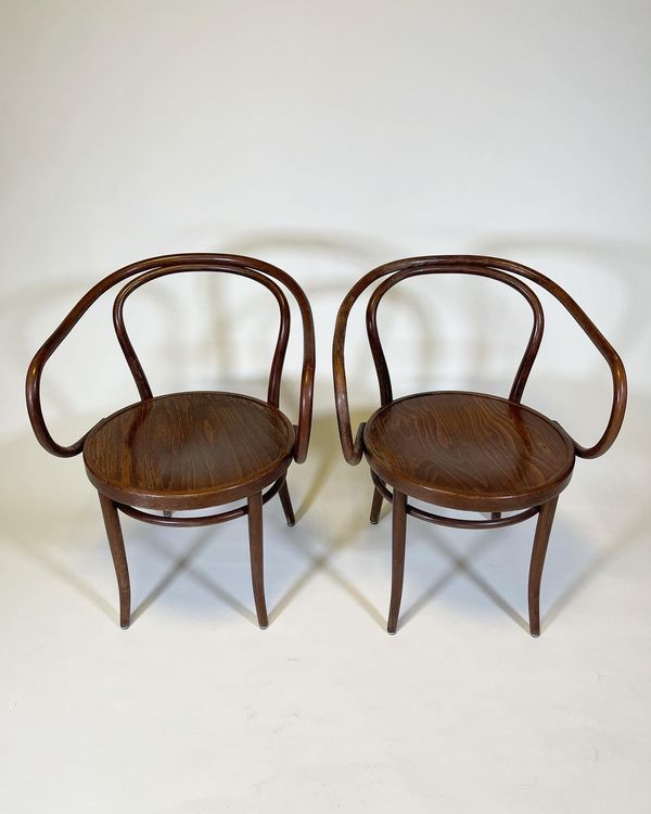 Armlehnstuhl Nr. 30 von Ton (Gebraucht) in St. Gallen für CHF 135 – mit ...