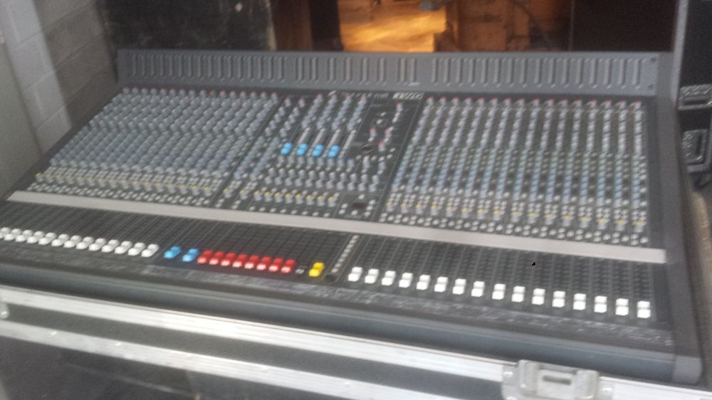 Mischpult - Soundcraft Series Two 32 | Kaufen auf Ricardo