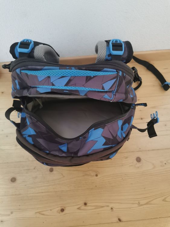 Satch Rucksack (blau), 30 Liter Fassungsvermögen | Kaufen auf Ricardo