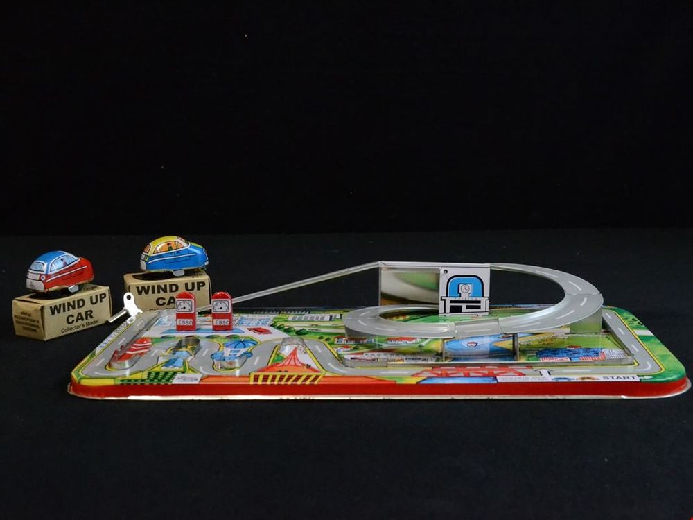 TIN TREASURES | Highway Set | inkl. 2 Wind up Cars (Neu (gemäss ...