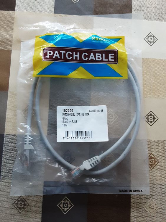 Patch/ Lan-kabel 1m sehr günstig (Neu und originalverpackt) in ...