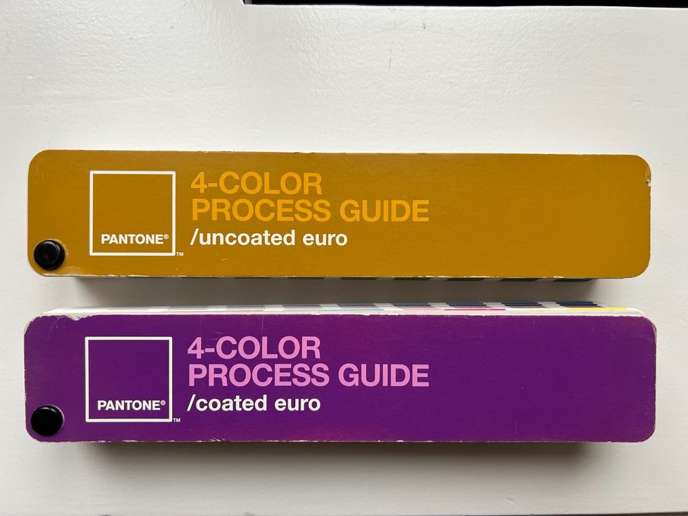 Pantone - 4-Color Prosess Guide coated & uncoated euo (Gebraucht) in ...