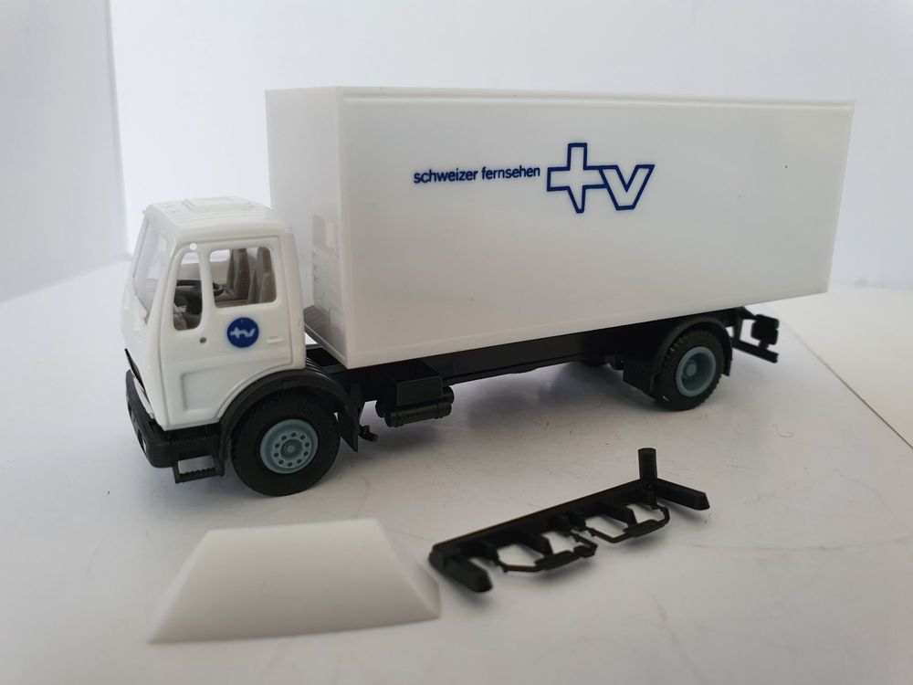 CH-Serie / MB Lastwagen / Schweizer Fernsehen / 1:87/ Herpa (Neu und ...