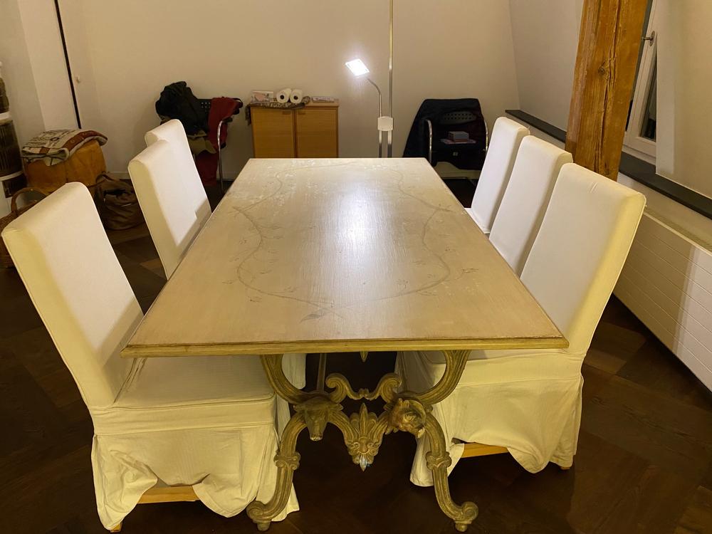 Aussergewöhnlicher Esstisch - antik - Gusseisen-Gestell (Gebraucht) in ...