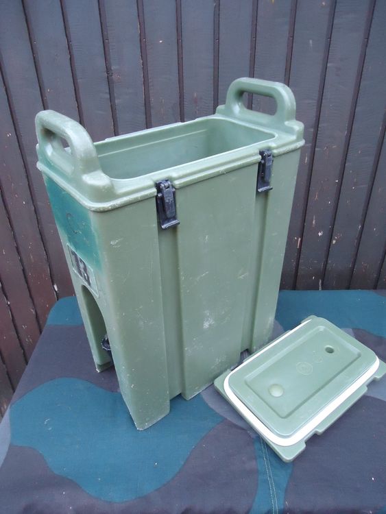 US Army Getränkebehälter Thermo ca. 20 Liter (Gebraucht) in Niederurnen ...