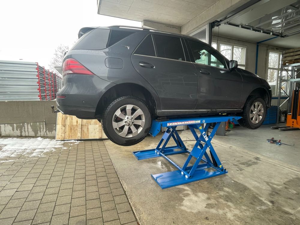 Gebrauchte Auto Hebebhne