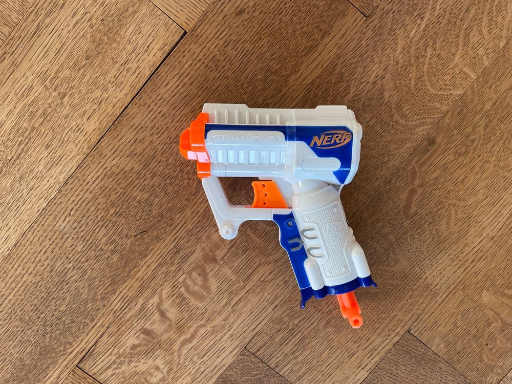 Nerf Blaster Set (4 Stück) Elite Serie (Gebraucht) in Thun für CHF 1 ...