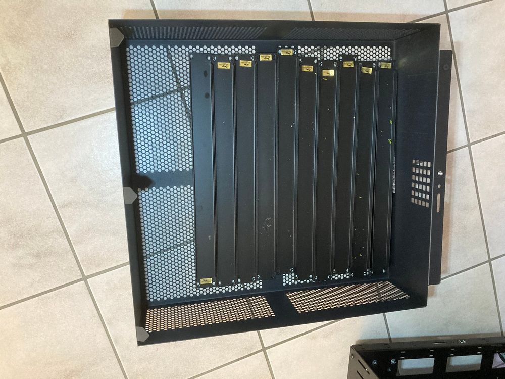 19 Zoll Rack auf Rollen | Kaufen auf Ricardo