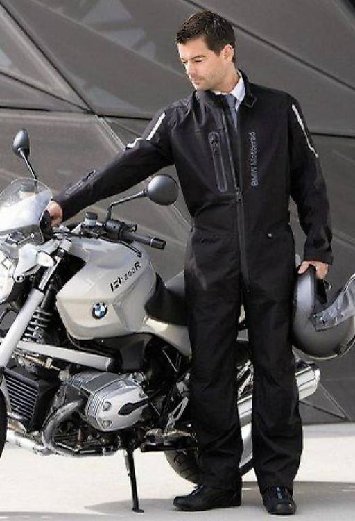 BMW Coverall (Gebraucht) in Grafstal für CHF 150 – mit Lieferung auf Ricardo kaufen