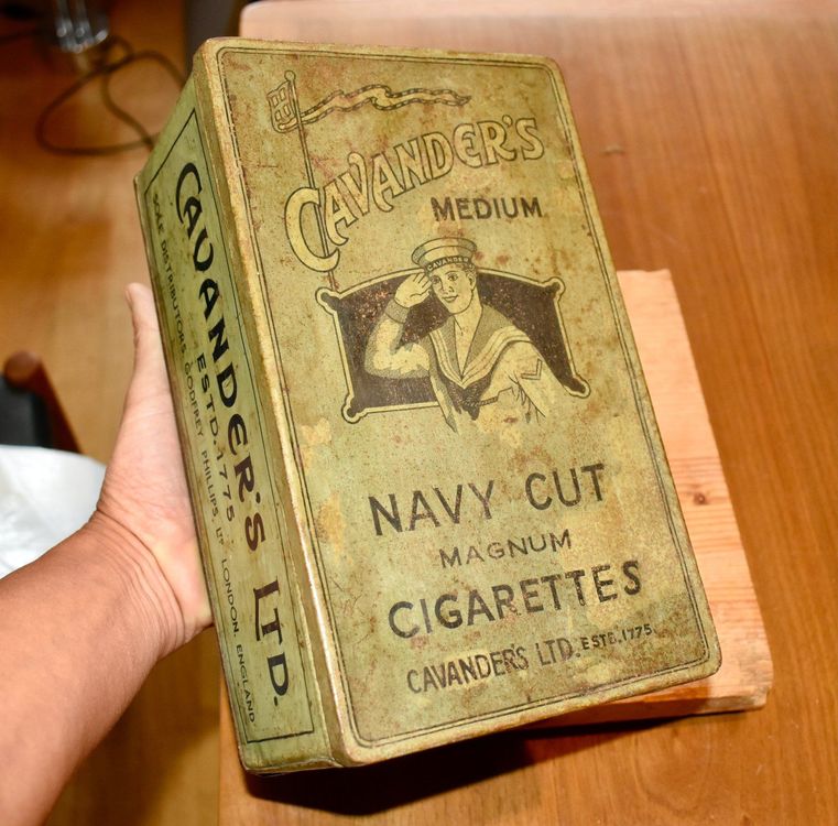 BLECHDOSE Cavender's Navy Cut Magnum Cigarettes ANTIK (Gebraucht) in ...