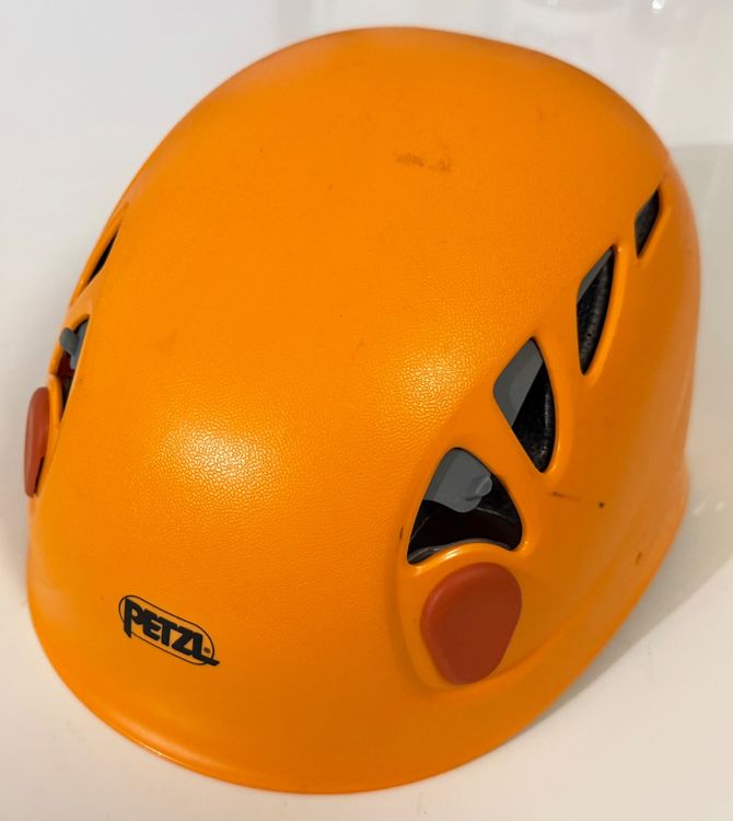 Petzl Elios orange helmet 53 - 61 (Gebraucht) in Zürich für CHF 25 ...