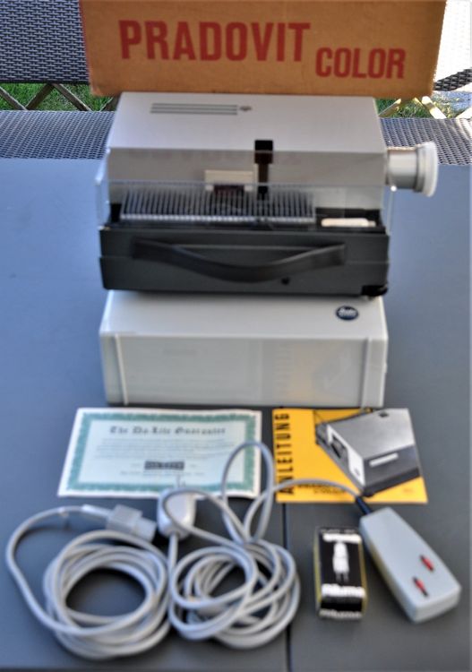 Diaprojektor Leitz Pradovit Color in original Verpackung (Gebraucht) in Muttenz für CHF 35 – mit ...