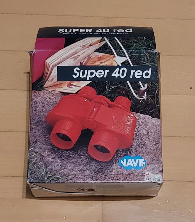 Neuwertiges Fernglas rot von Navir | Kaufen auf Ricardo