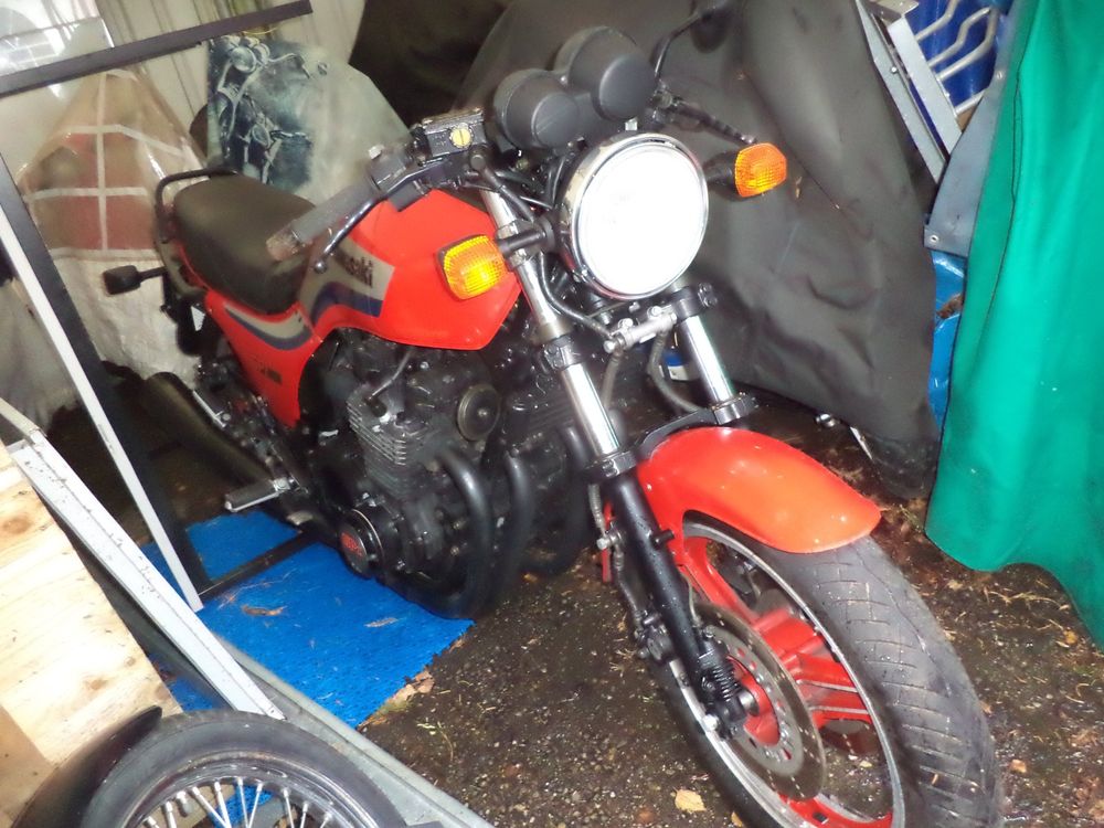 Motorrad Kawasaki GPZ 1100 ZXT10A 016300 Jg. 1985 (Gebraucht) in Oetwil ...