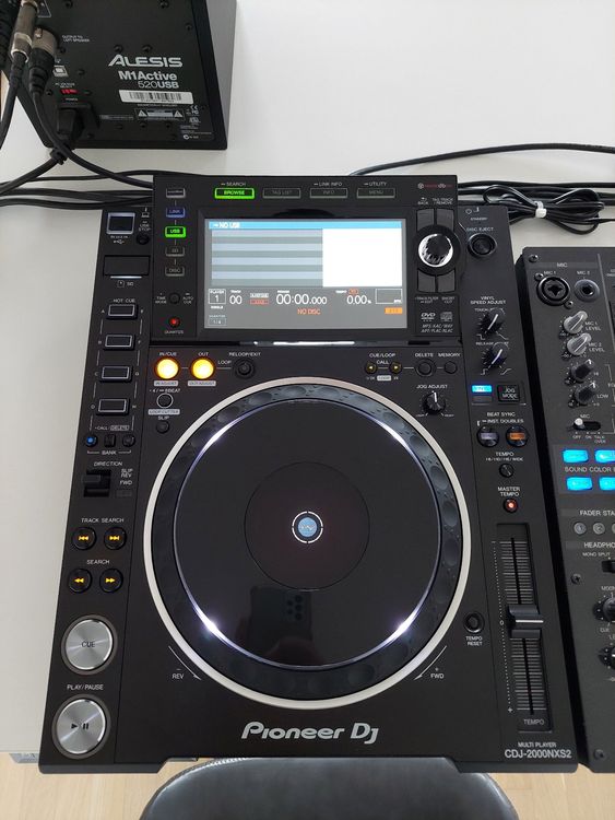 Pioneer CDJ 2000 NXS2 (Neu (gemäss Beschreibung)) in Münsingen für CHF ...