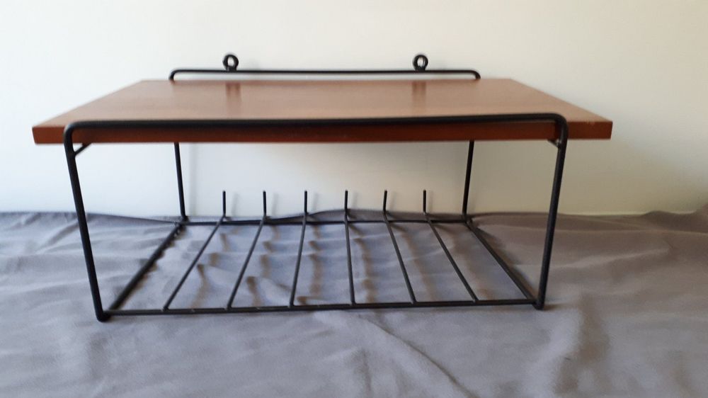 String Regal Telefonablage (Gebraucht) in Urnäsch für CHF 80 – mit ...