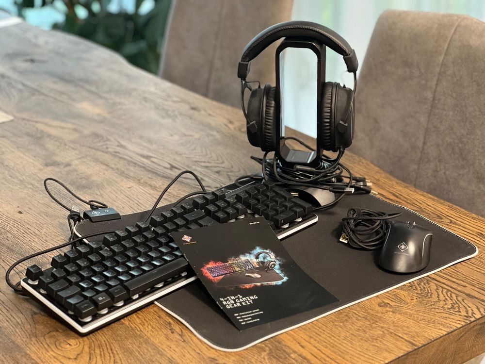 Deltaco Gaming 4-in-1 Gaming Kit + Trust Kopfhörerständer | Kaufen auf ...