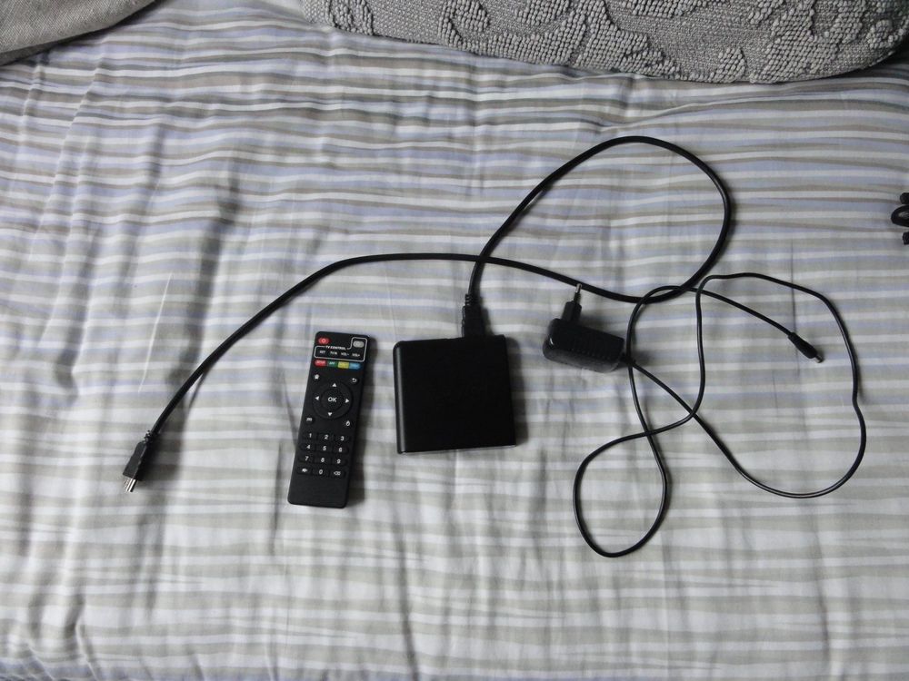 VAVOO TV-BOX PRO (Neu (gemäss Beschreibung)) in Widen für CHF 30 – mit ...