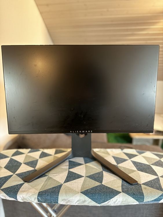 Alienware Gaming Monitor (240hz, 1ms RZ, 1920x1080) (Gebraucht) in ...