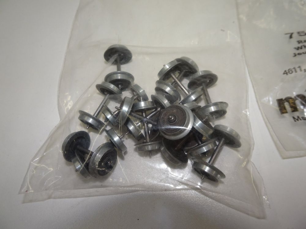 Märklin Achsen Rad Räder Ersatzteile HO GS 7585 7587 7589 | Kaufen auf ...