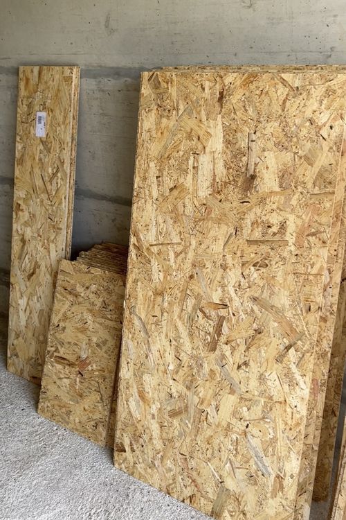 Panneaux bois OSB Holzplatten (Gebraucht) in Neuchâtel für CHF 200 – nur Abholung auf Ricardo kaufen