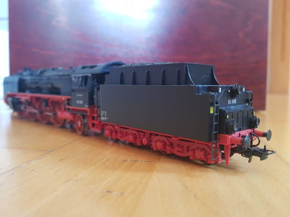 Märklin 39017 - DB-Dampflok 01 150 in Holzkasette AC-Digital (Gebraucht ...