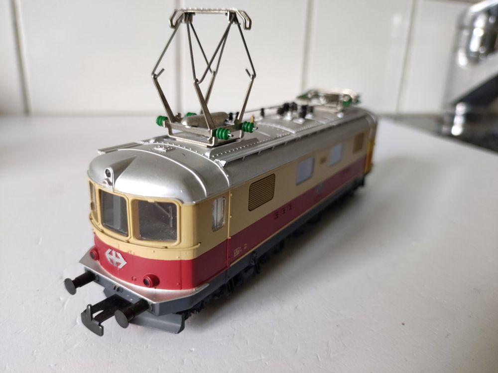 HAG E-Lok SBB Re 4/4 I TEE, Lok-Nr. 10035 (Neu und originalverpackt) in Seuzach für CHF 129 ...