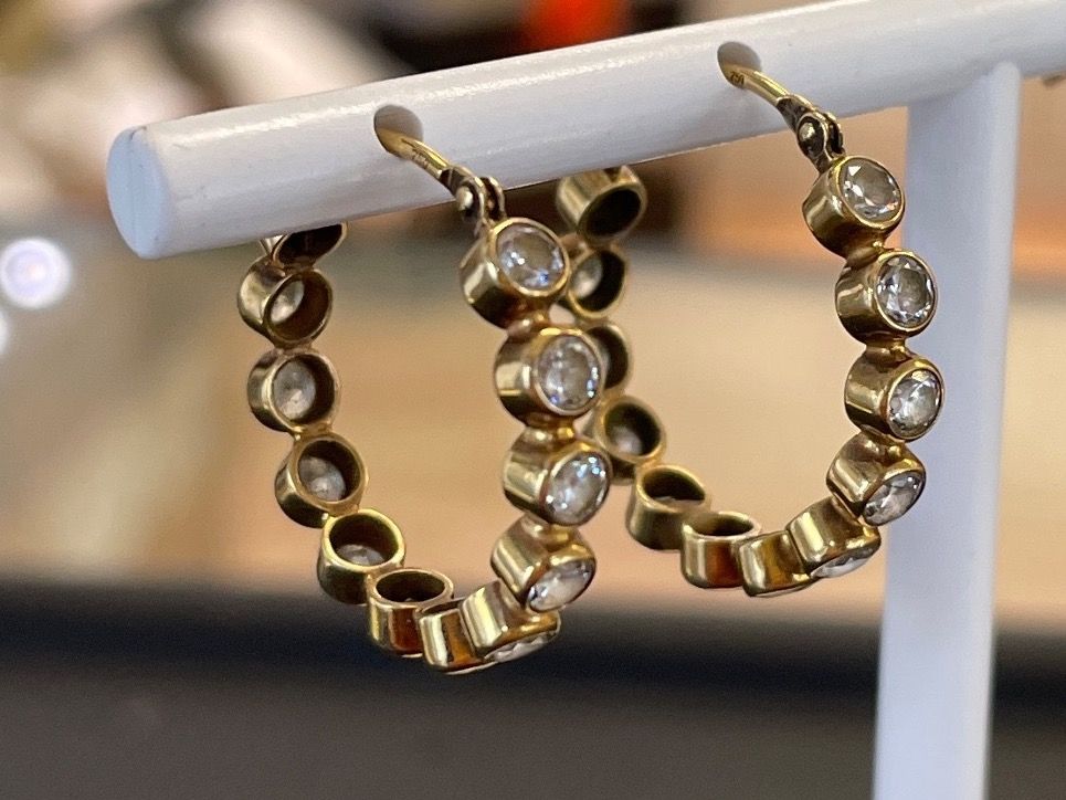 Gold Creolen 18 Karat mit Diamanten | Kaufen auf Ricardo