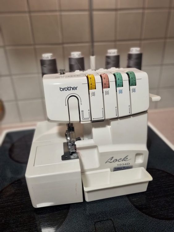 Brother Lock 1034D Overlock Nähmaschine (Gebraucht) in Zürich für CHF ...