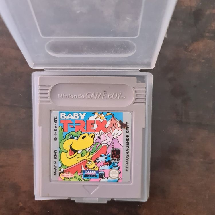 Gameboy Spiel - Baby T-Rex | Kaufen auf Ricardo