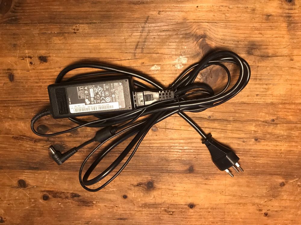 Adapter, Stromadapter / Ladeadapter 19V; Delta Electronics (Gebraucht ...