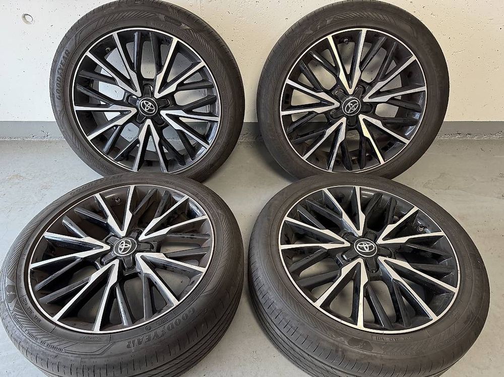 4 Cerchi in lega da 18 + pneum. estivi Toyota Yaris Cross | Acheter sur ...