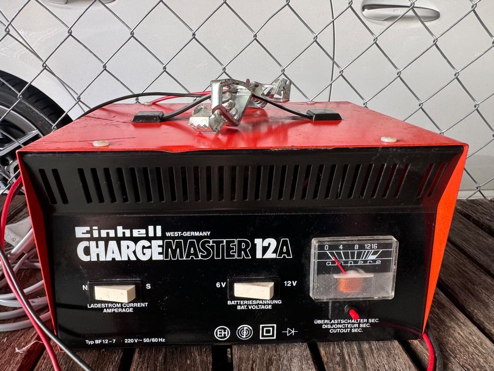 Einhell Ladegerät CHARGE MASTER 12A | Kaufen auf Ricardo