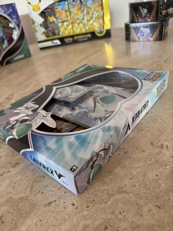 Pokémon TCG – Calyrex V Box – ENG (Neu und originalverpackt) in Staad ...