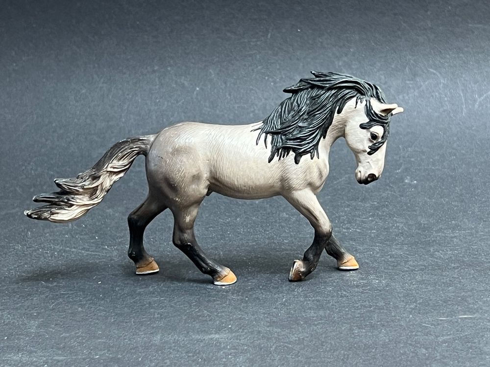 Schleich Andalusier Hengst Pferd (Gebraucht) in Ennetbaden für CHF 10 – mit Lieferung auf ...